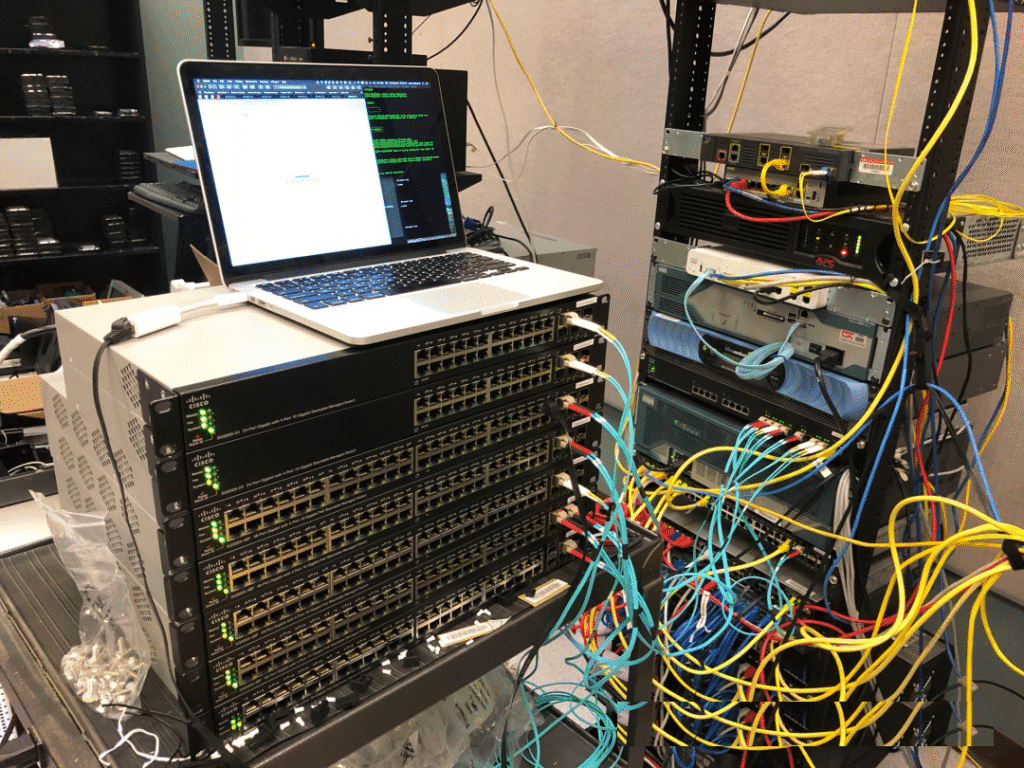 Layer 2 Switch vs Layer 3 Switch: Differences & Use Cases