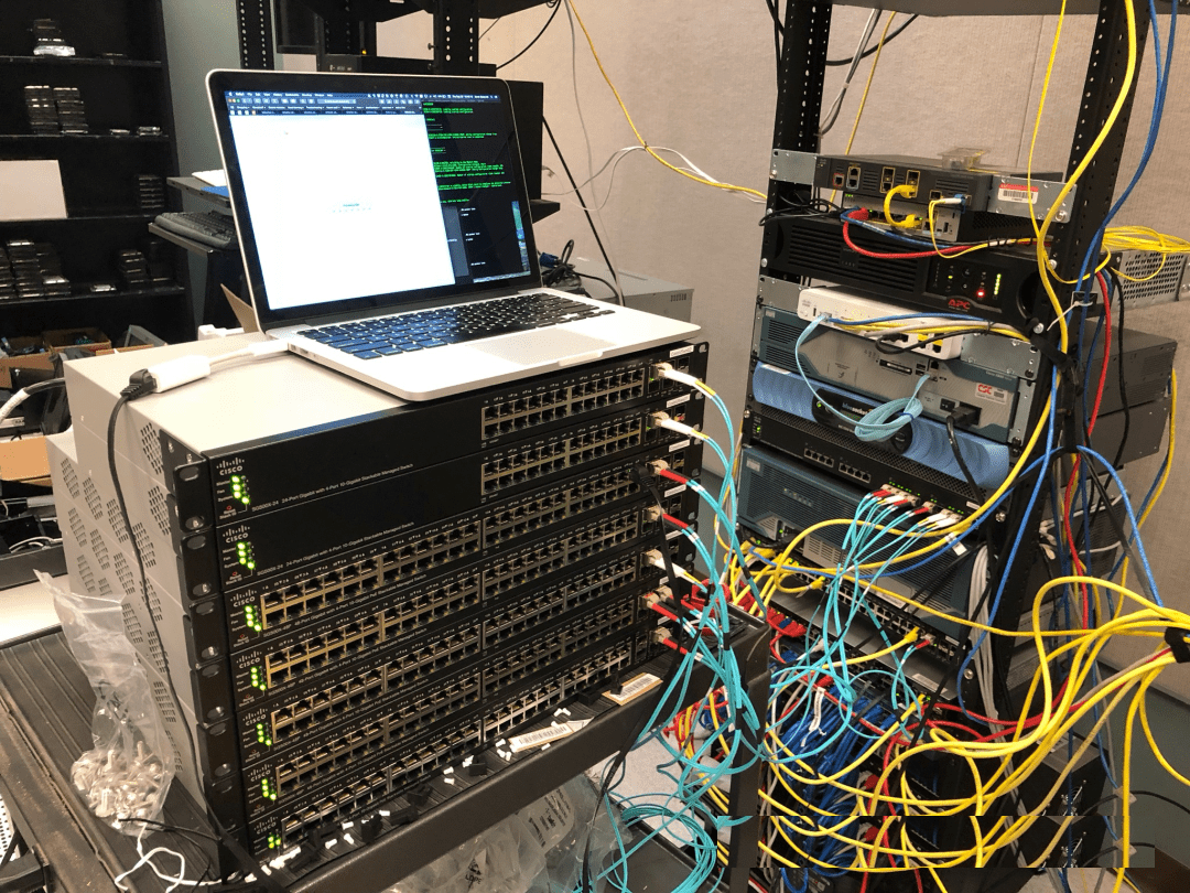 Aggregation Switch vs Core Switch: 4 Key Differences